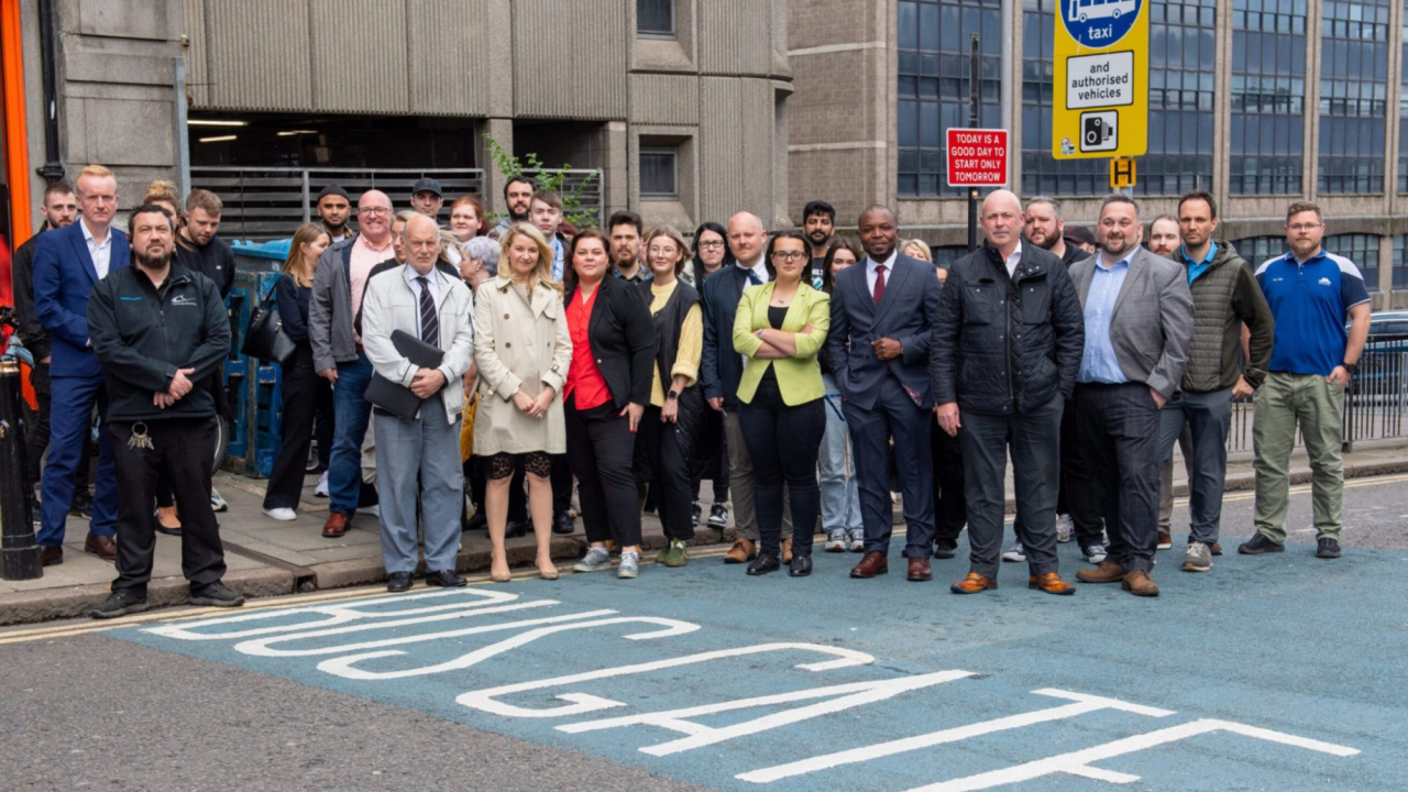 Haud the bus! Open-top tour bus set to show off Aberdeen at its best