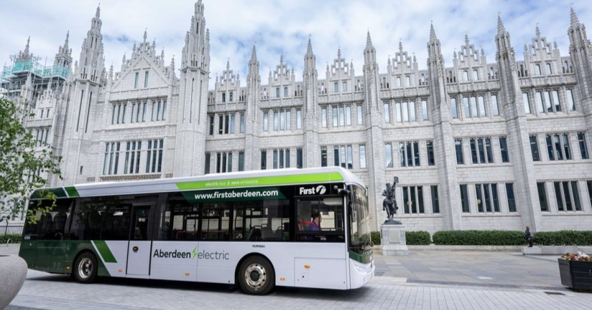First Bus teams up with Aberdeen businesses to spread kindness ...