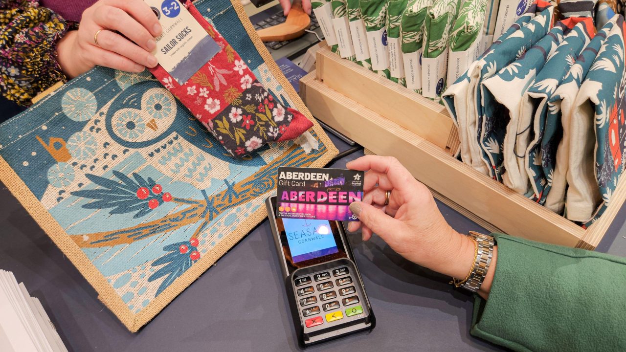 Haud the bus! Open-top tour bus set to show off Aberdeen at its best